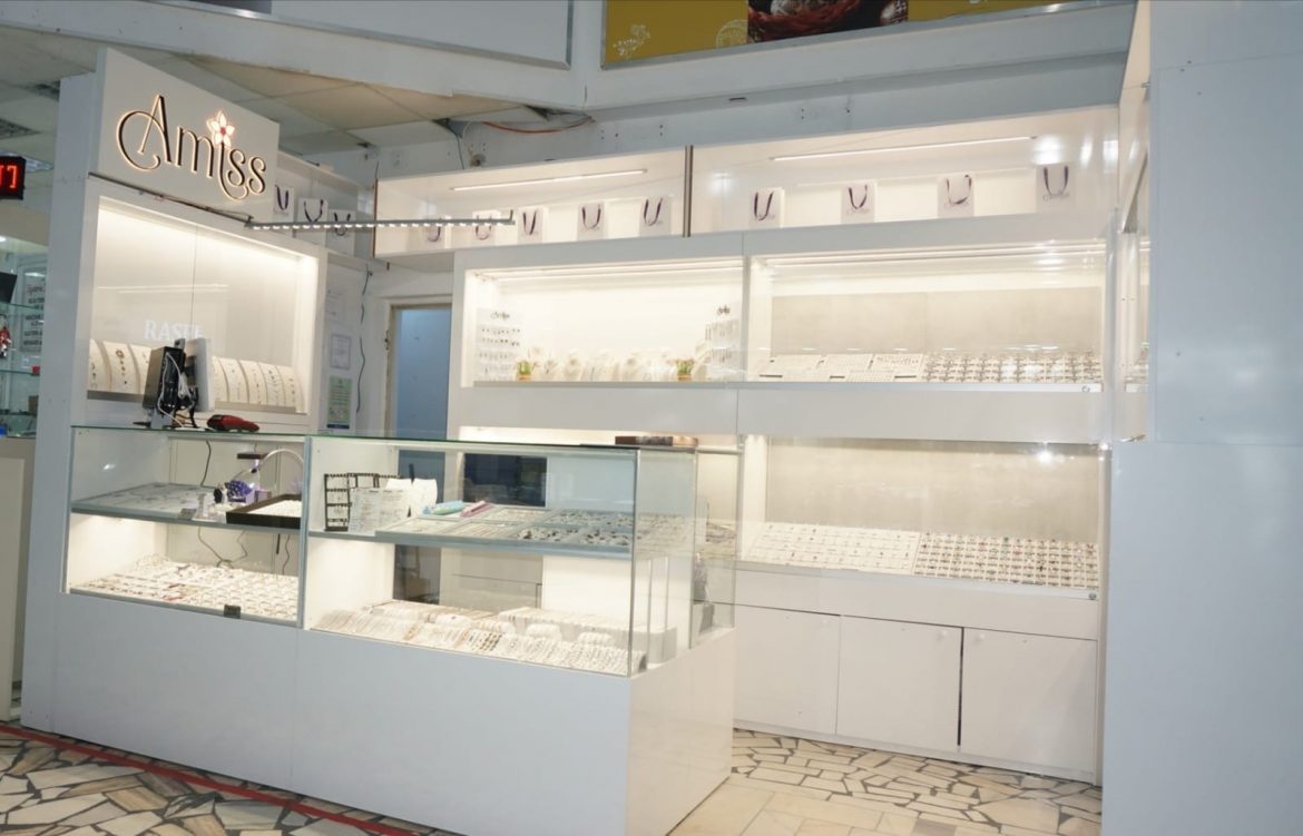 Bijuterii aur, argint, ceasuri, gablonturi – Bucur Obor