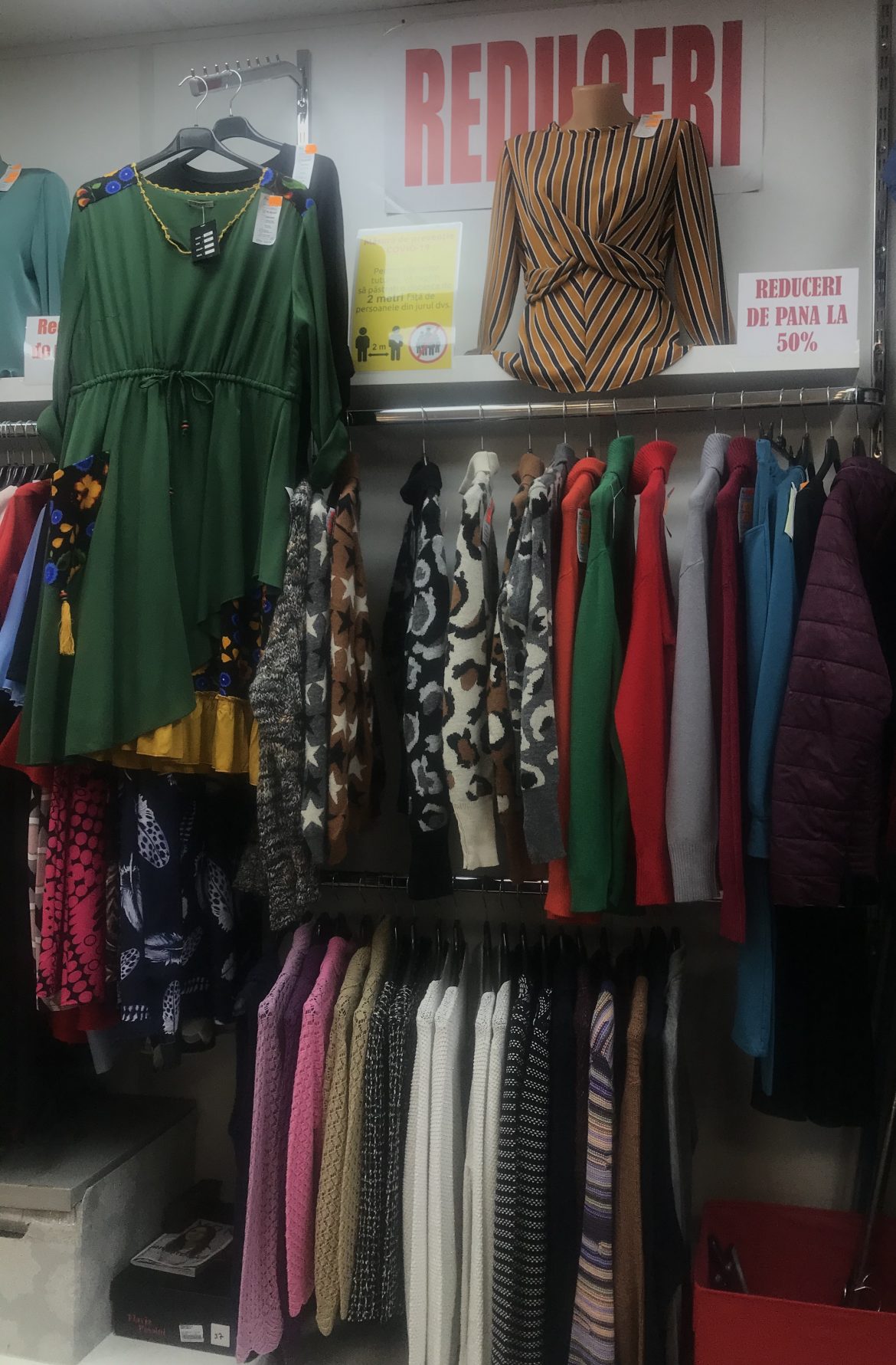 Imbracaminte, Incaltaminte si Lenjerie intima – Bucur Obor