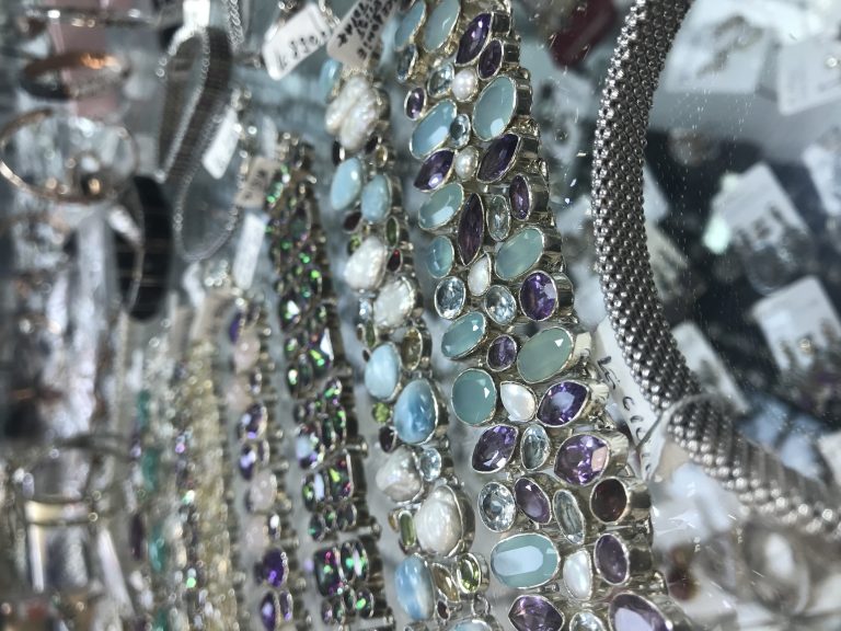 Bijuterii aur, argint, ceasuri, gablonturi – Bucur Obor